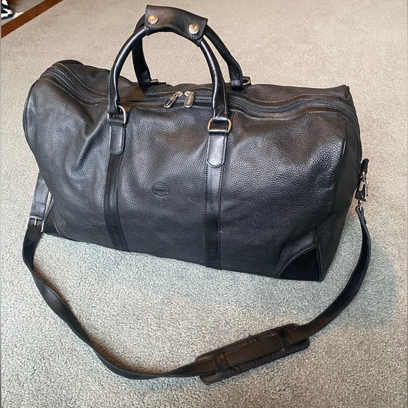 Roots | Bags | Roots Extra Large Pebbled Leather Duffle Bag | Poshmark